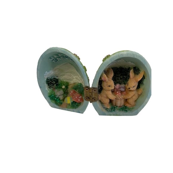 Easter Egg | Holiday | Vintage Easter Egg Decor Green Hinged Easter ...
